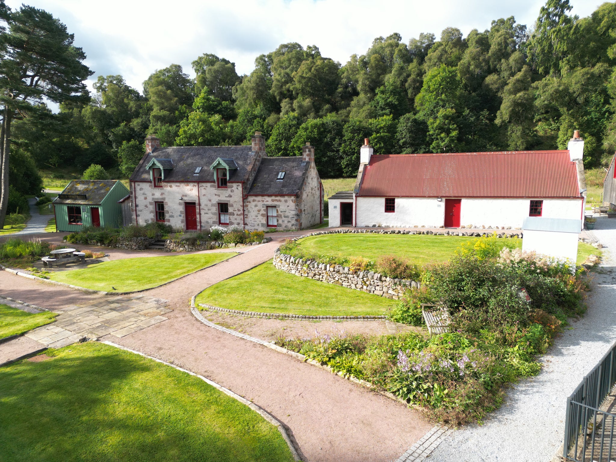 Knockando Woolmill - An Authentic Scottish Woollen Mill